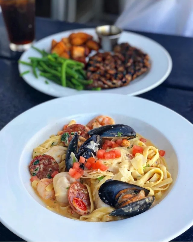 Fleet Landing Restaurant ⋆ Waterfront Dining & Bar